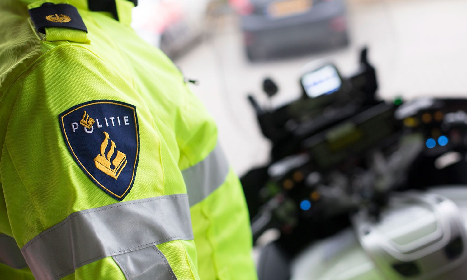 Gehoorschade bij politie door nieuw dienstwapen - Doof