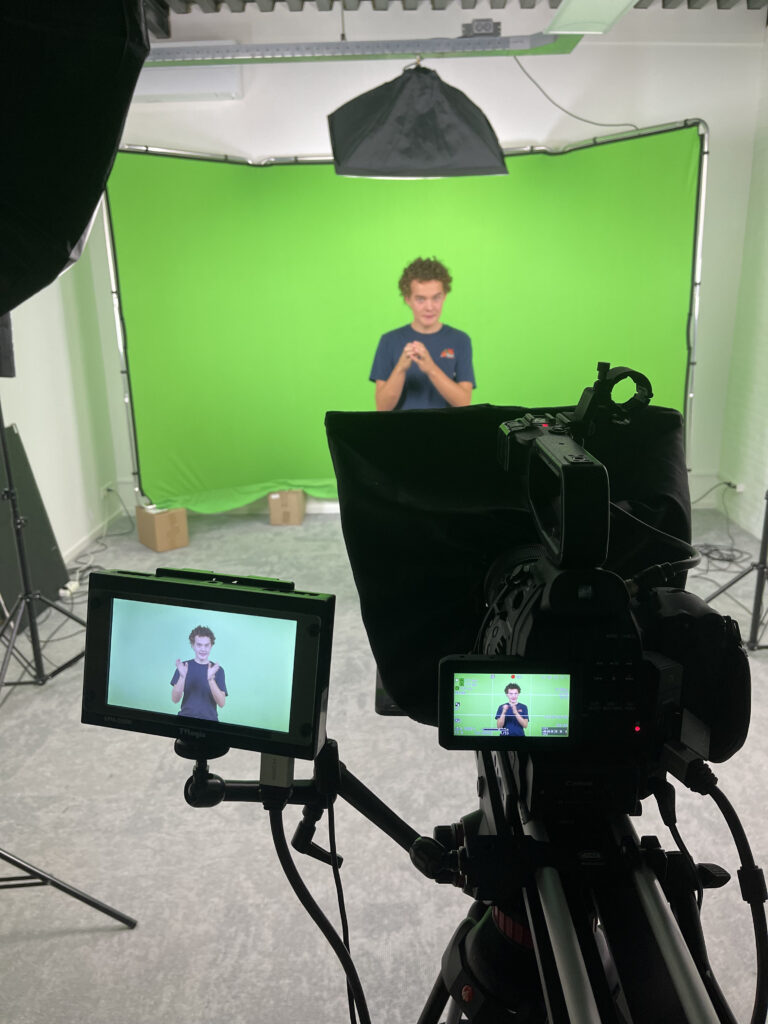 Kjell is de eerste dove acteur in MediaMasters: 'Hopelijk volgen er ...